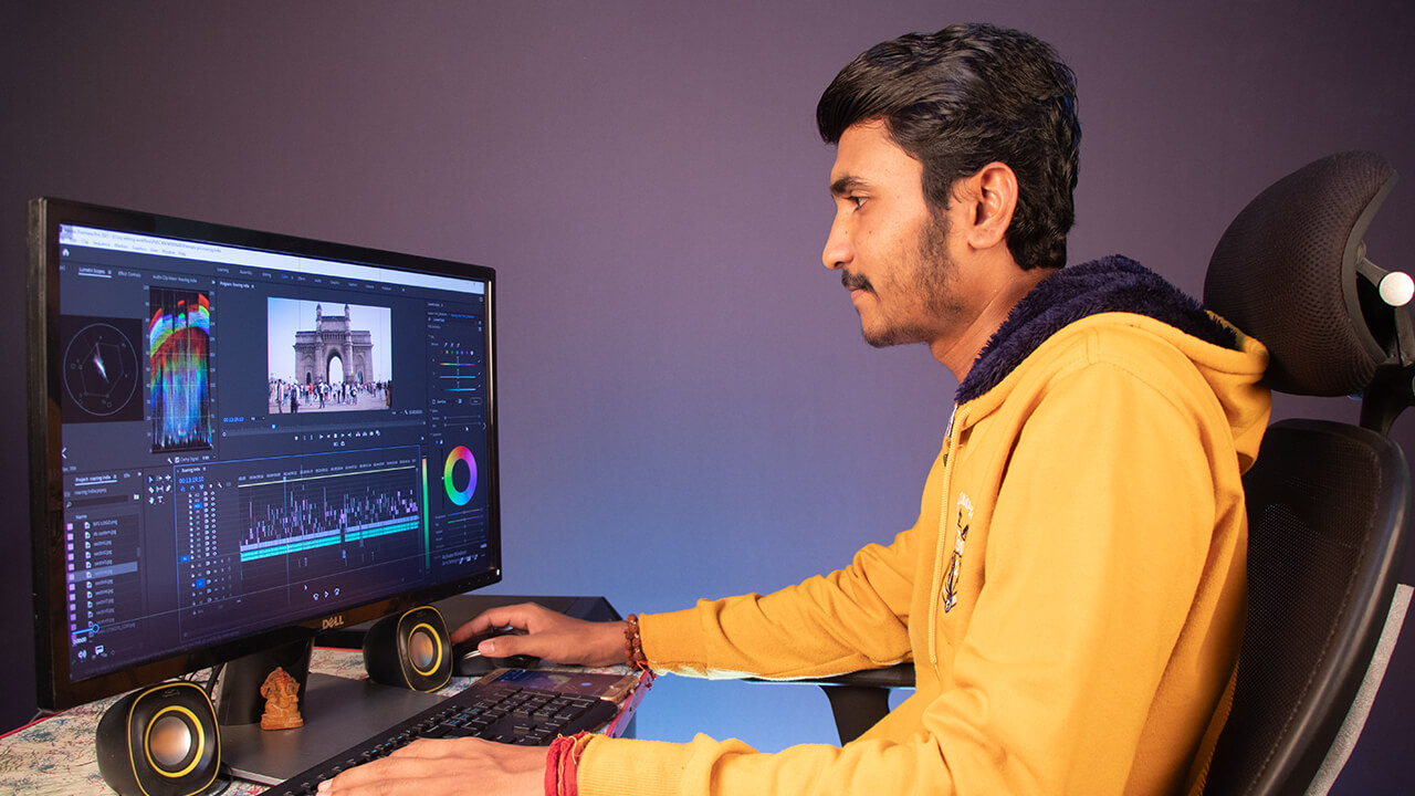 Offline YouTube Creator Course - Roaring Film School